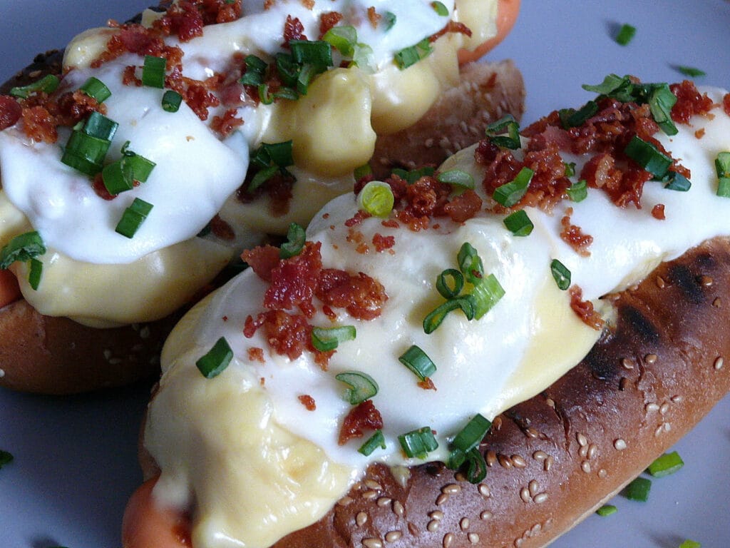 Mac and Cheese Hot Dogs - So Cheesy and Gooey! - Spoons & Sparks
